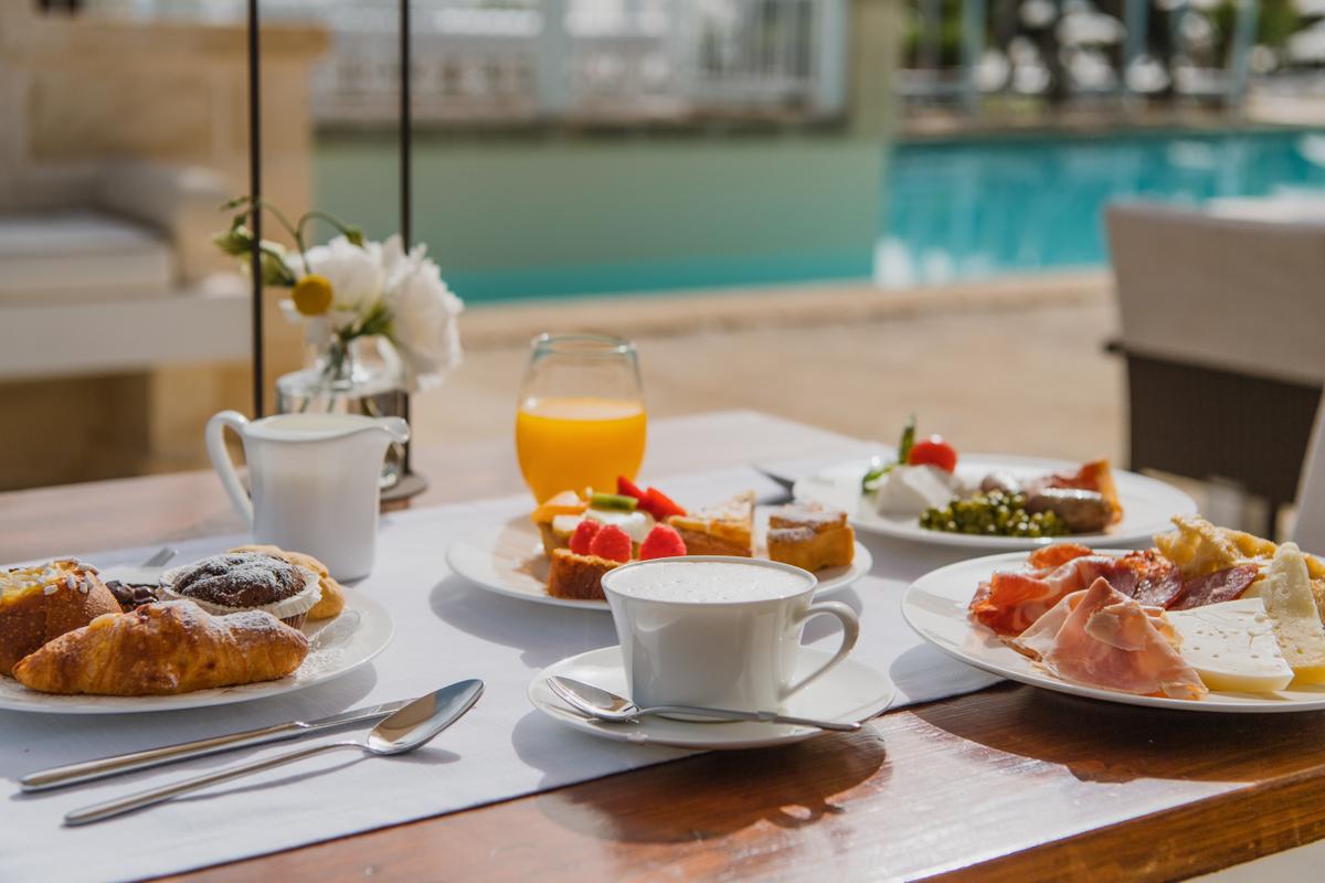 Our typical Apulian Breakfast | Canne Bianche